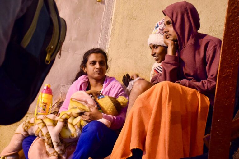 Besteigung Des Adam's Peak Und Zugfahren In Sri Lanka